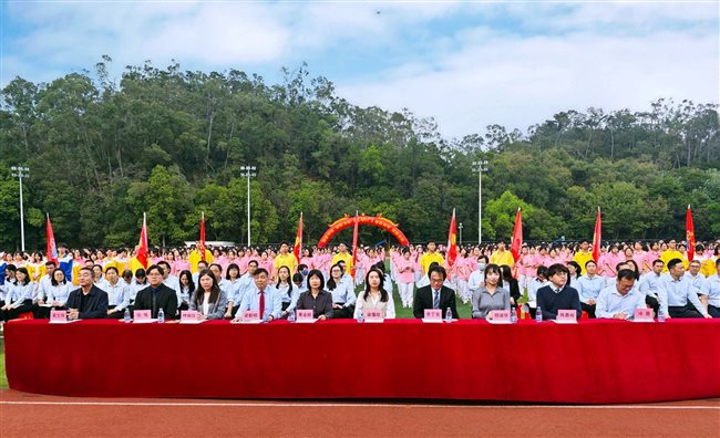 Visit to Xinhui Chan King Luen College